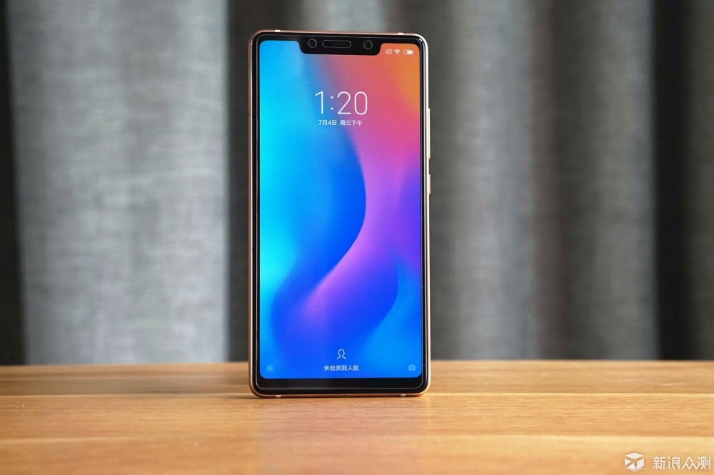 小米8SE全面测评：小屏+710，值不值得买？_原创_新浪众测