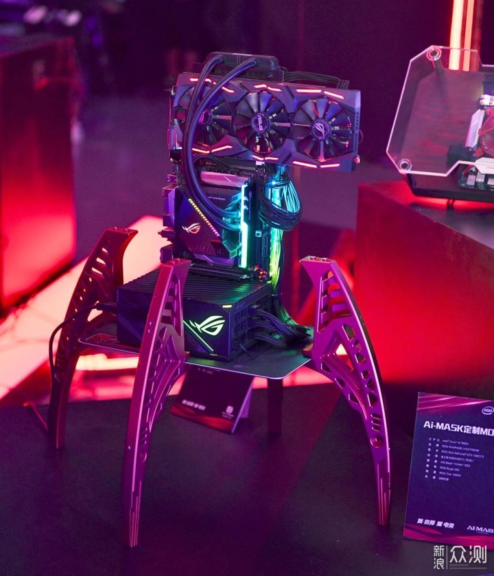 长得好看不犯法，ROG龙王水冷还能玩GIF_原创_新浪众测