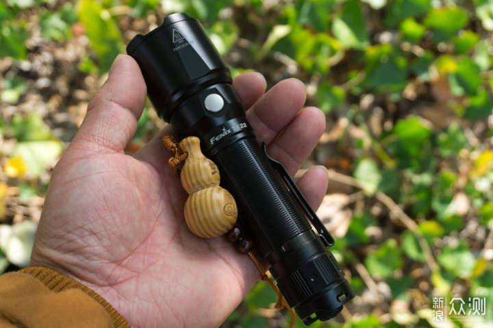 七年造就一剑TK22 V2.0战术手电是否还能一战_原创_新浪众测