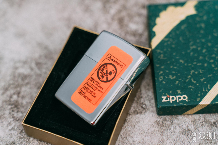 让时光倒退25年：94年圣诞款Zippo_原创_新浪众测