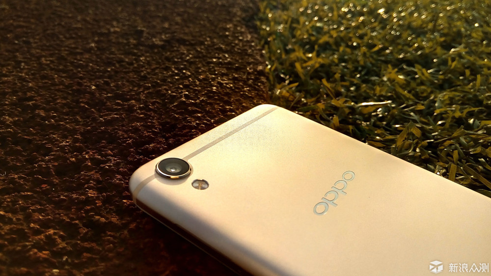 看OPPO R9教你如何“撩妹”_试用报告_新浪众测