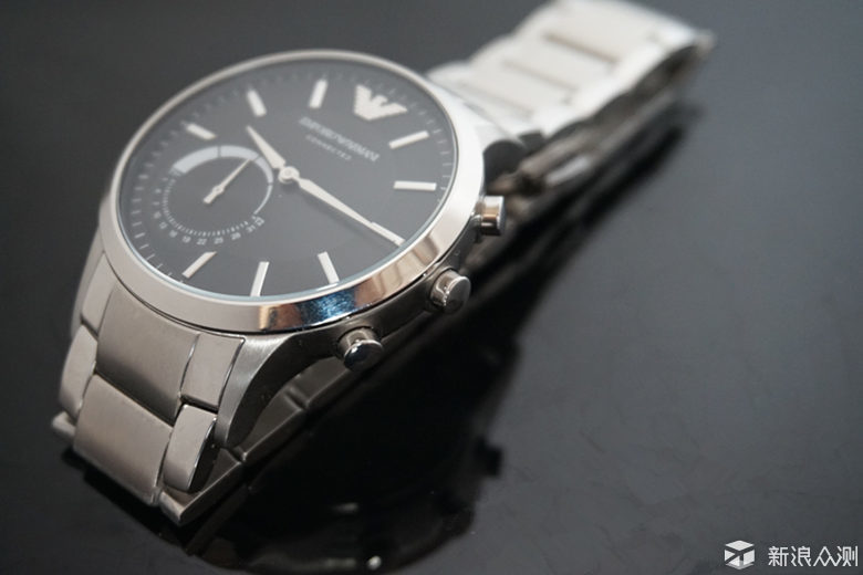 阿玛尼智能手表，你是否“表”“里”如一？_试用报告_新浪众测