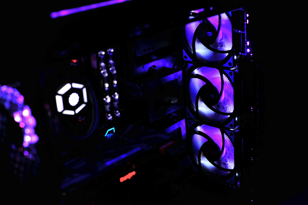 攒一台RGB灯的RYZEN主机，向4K游戏发起挑战_原创_新浪众测