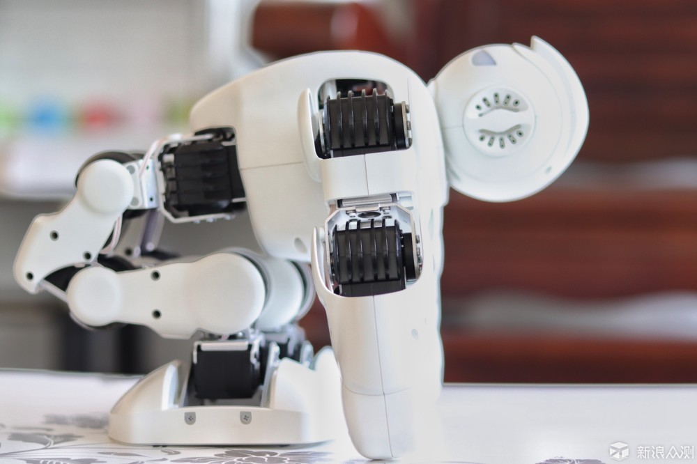 优必选Alpha Ebot，科技教育让资源平等化_试用报告_新浪众测