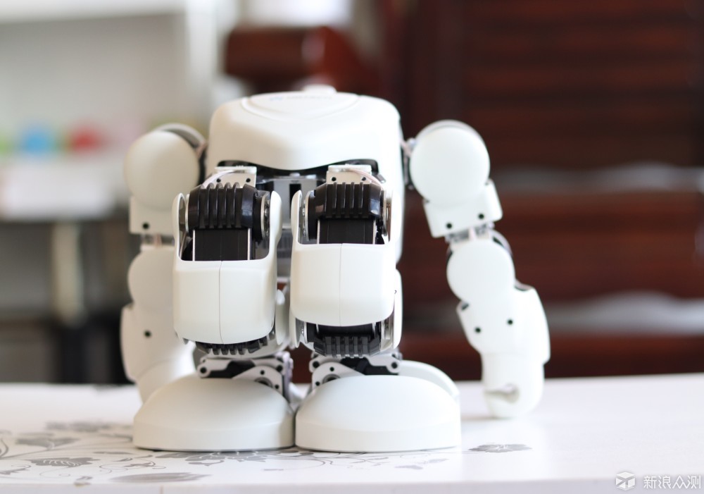 优必选Alpha Ebot，科技教育让资源平等化_试用报告_新浪众测