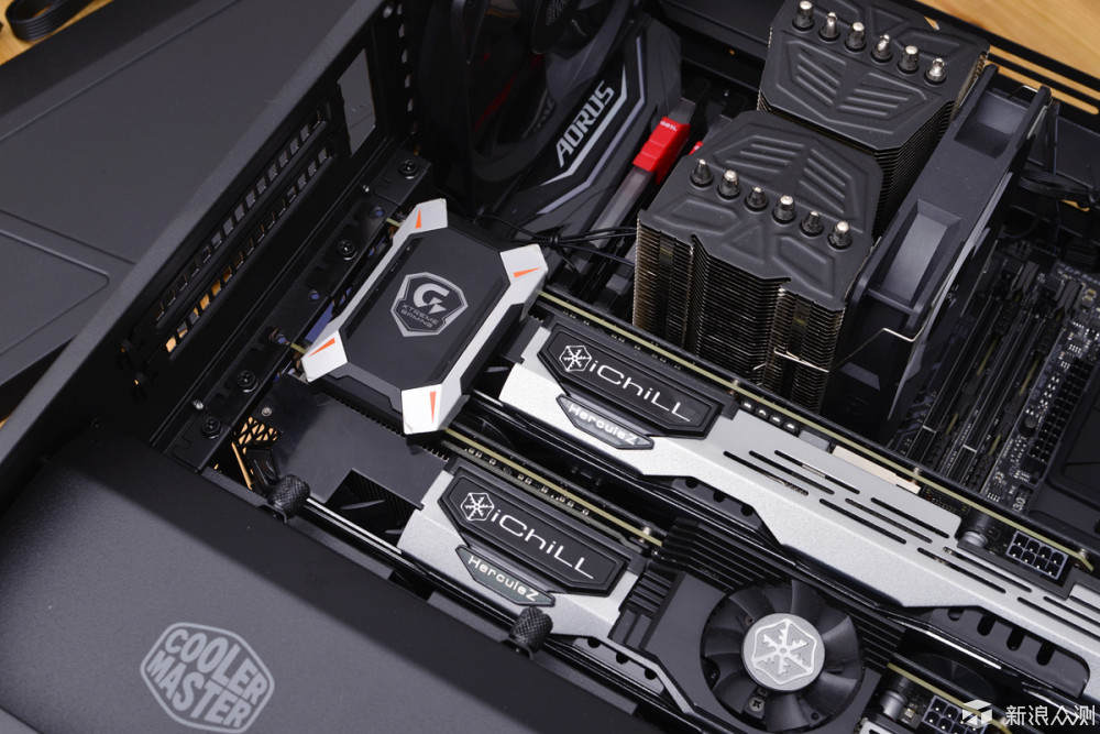 中端卡SLI or旗舰卡？分析SLI的原理与实用性_原创_新浪众测